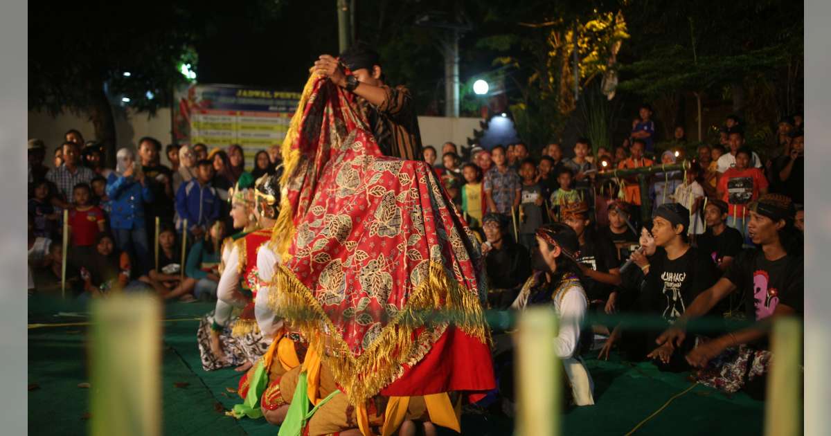 Kesenian Sandur Kini Bebas Tampil di Bojonegoro | BeritaBojonegoro.com