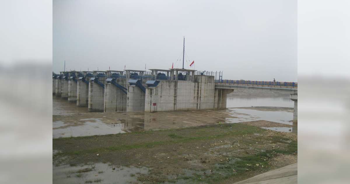 Bendung Gerak, Menampung Air Saat Musim Hujan | BeritaBojonegoro.com