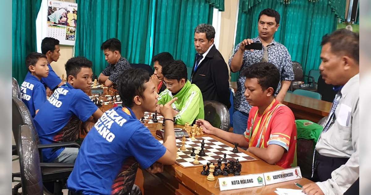 Atlet Catur Cepat Beregu Putra Bojonegoro Raih Perunggu di Porprov Jatim 2019 | BeritaBojonegoro.com