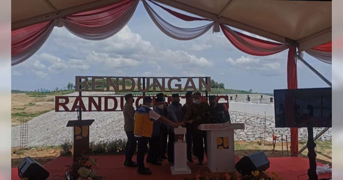 Bupati Blora Resmikan Pengisian Air Bendungan Randugunting ...