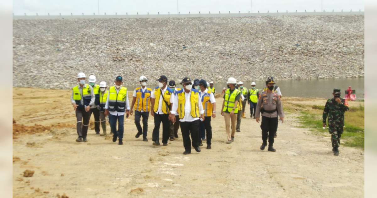 Menteri PUPR Tinjau Proyek Pembangunan Bendungan Randugunting di Blora ...