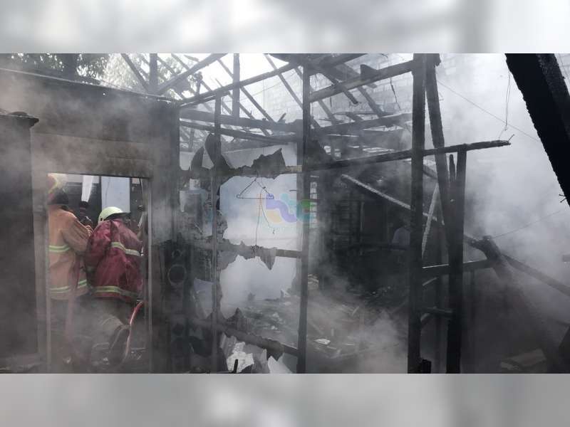 Rumah Kosong Milik Warga Baureno, Bojonegoro Hagus Terbakar, Kerugian Rp 50 Juta ...